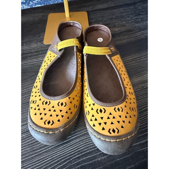 Muk Luks | Shoes | The Original Muk Luks Sport Gold Mary Jane Flats ...